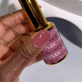 Berry Red #175 – DND Gel