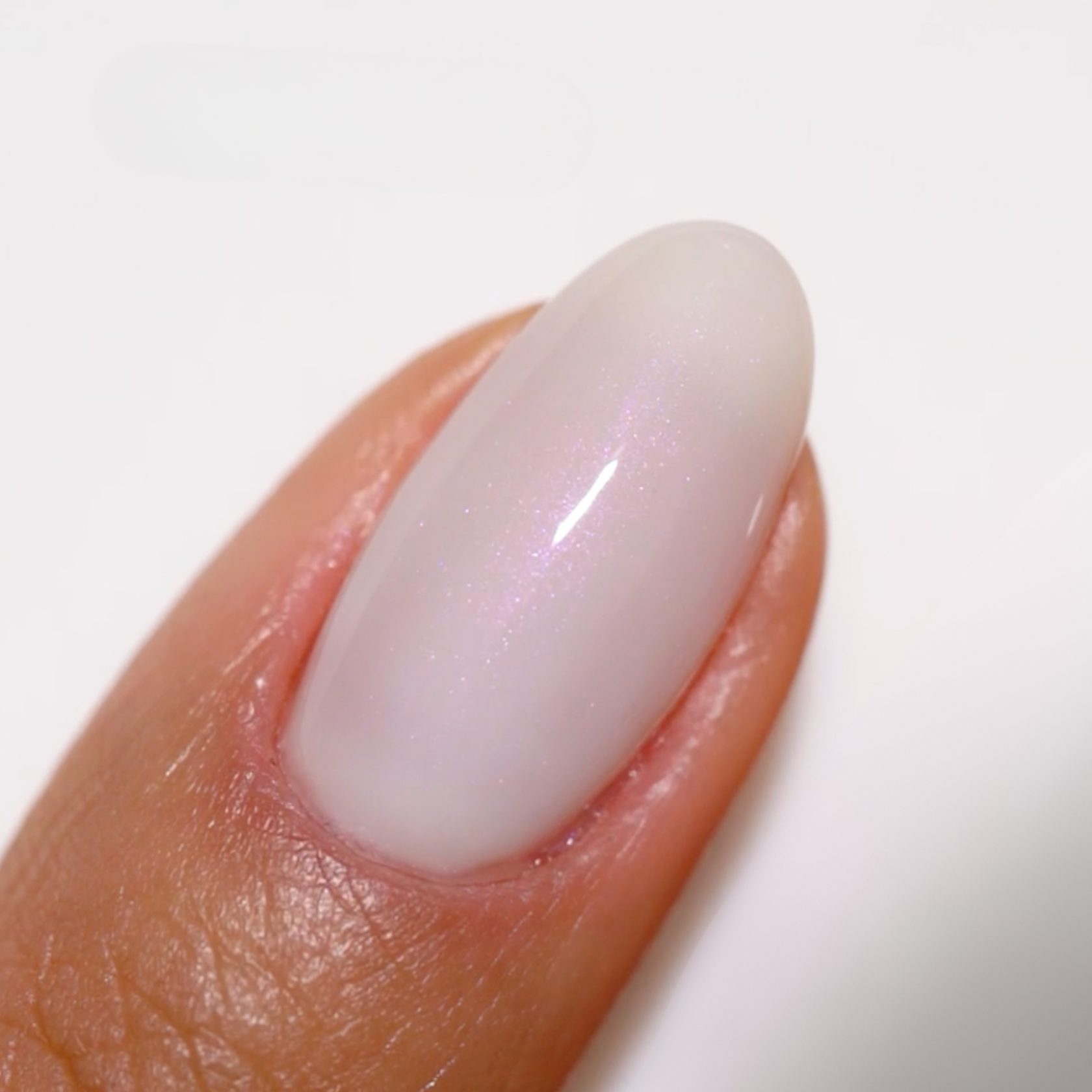 Coconut Silk #2460 – DND Gel