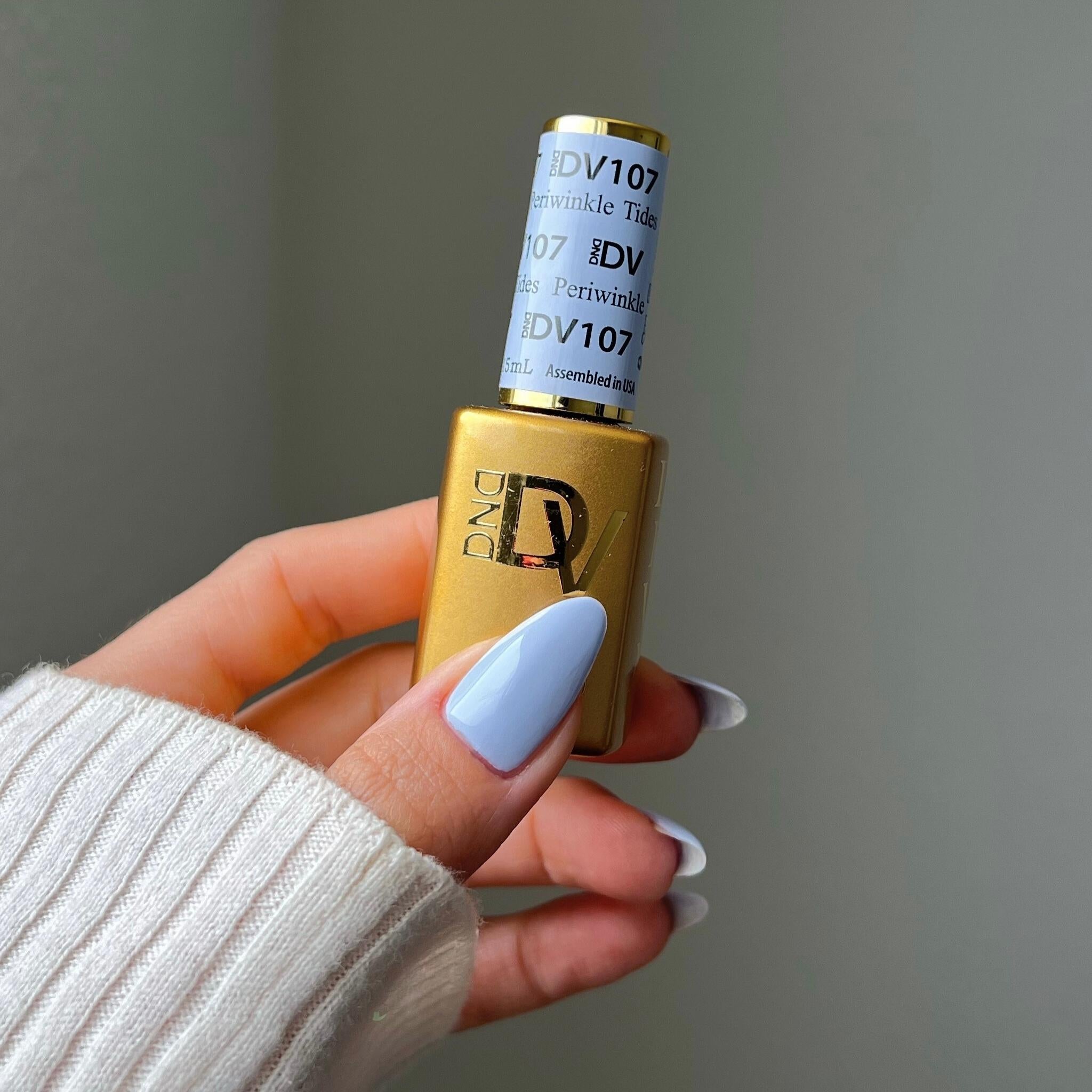 Periwinkle Tides DIVA #107 – DND Gel