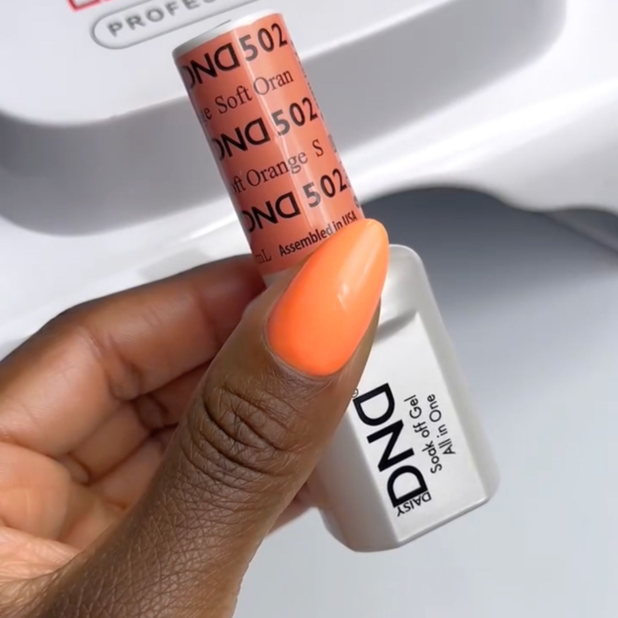 Soft Orange #502 – DND Gel