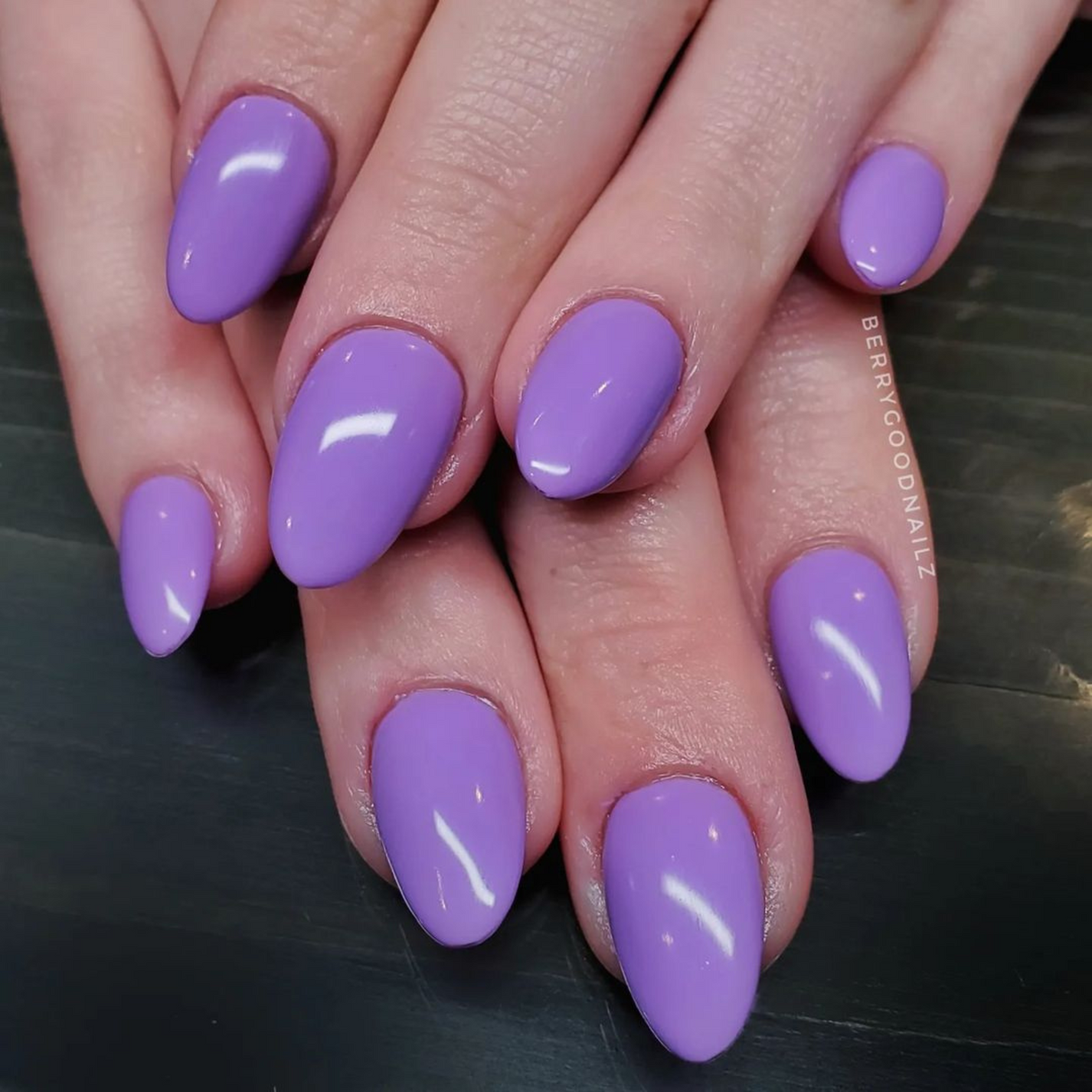 Lavender Blue #573 – DND Gel