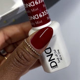 Burgundy Mist #635 – DND Gel