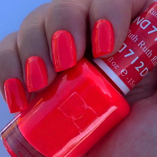 Ruth #712 – DND Gel