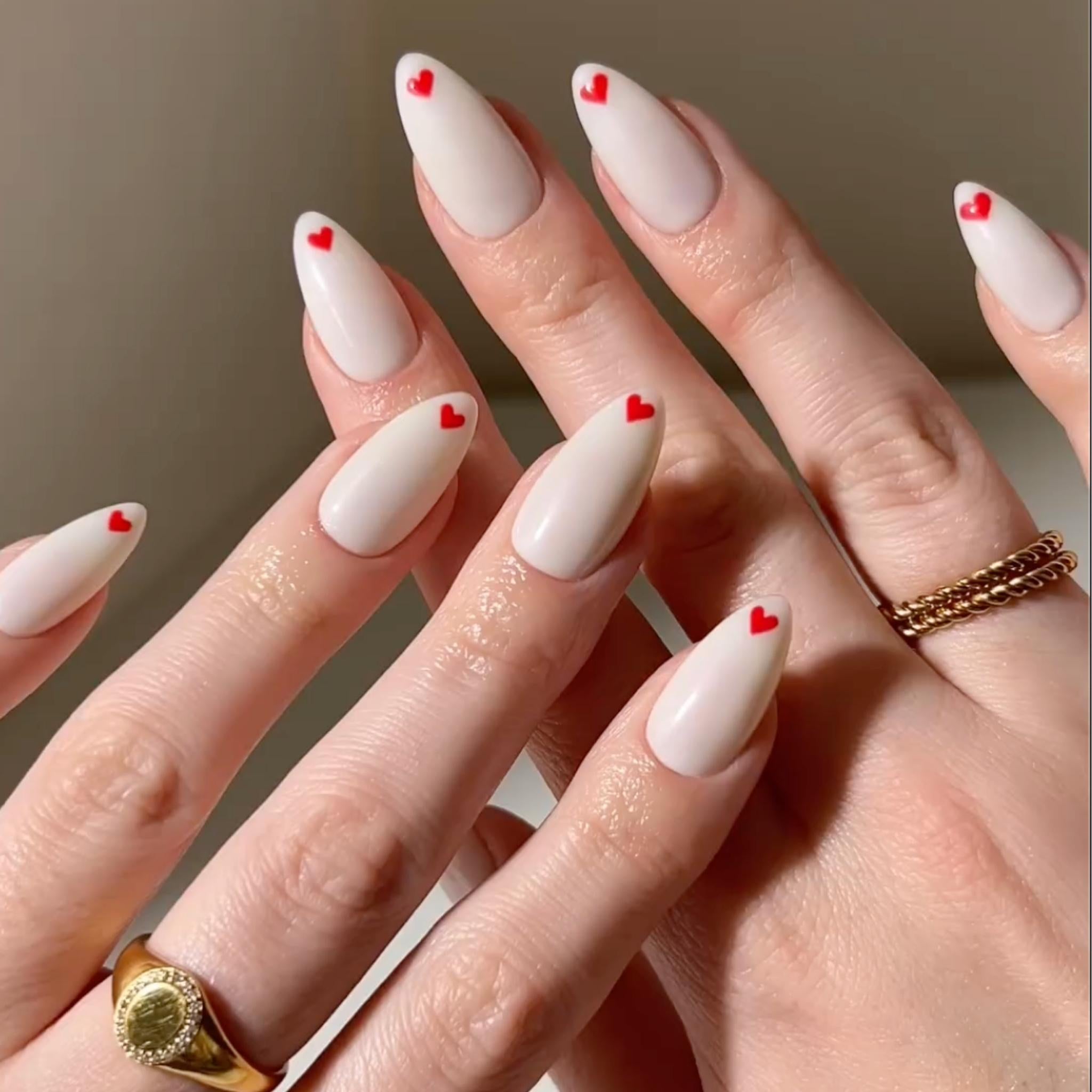 Pearly Ice #862 – DND Gel