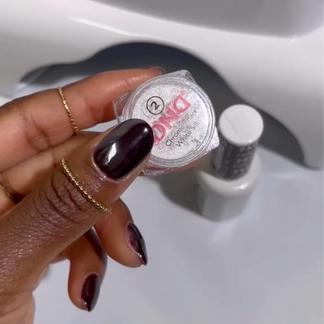 DND Chrome Effect White Silk #02 – DND Gel