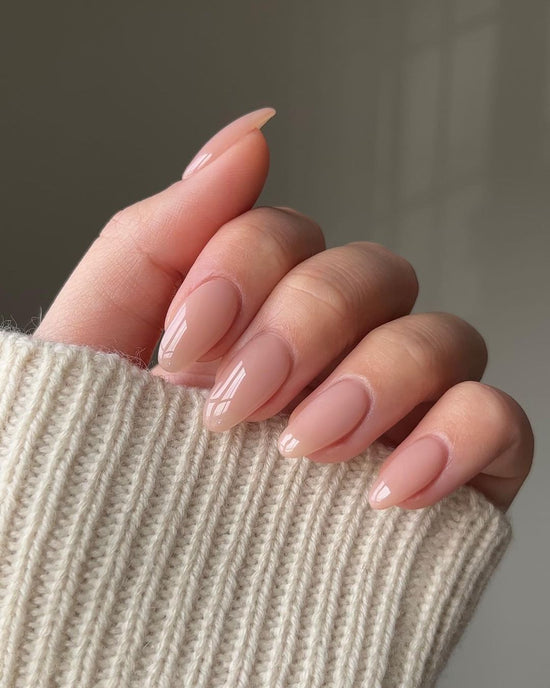 Sunset Suede #879 – DND Gel